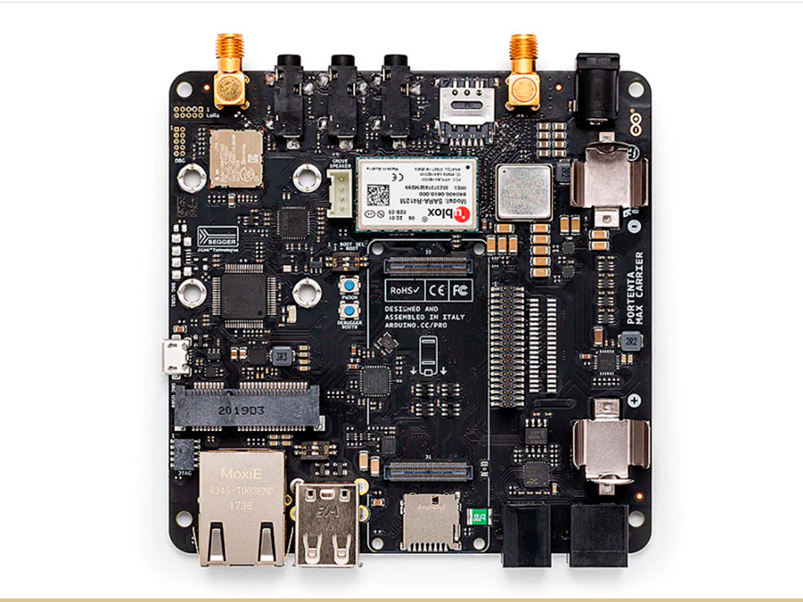Arduino Portenta Max Carrier - Arduino Pro - ABX00043